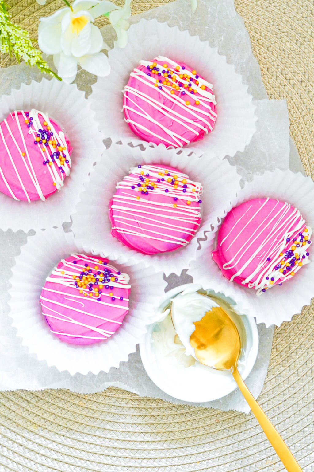 Barbie Dream Treats: Indulge in the Magic of Pink Dipped Oreos ...